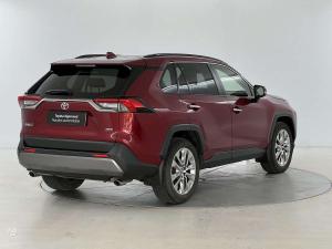 Red Toyota RAV4 2020 in Vilnius, with an engine capacity of 1.99 L and mileage of 89 thousand km for 26900 €, photo 21 on AUTOMOTO.COM.LV