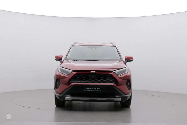 Red Toyota RAV4 2020 in Vilnius, with an engine capacity of 1.99 L and mileage of 109 thousand km for 23700 €, photo 6 on AUTOMOTO.COM.LV