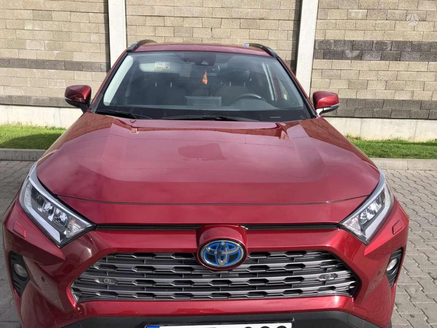 Red Toyota RAV4 2020 in Vilnius, with an engine capacity of 2.50 L and mileage of 66 thousand km for 29500 €, photo 18 on AUTOMOTO.COM.LV