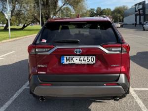 Красный Тойота РАВ 4 2020 в Рига, объемом двигателя 2.50 л и пробегом 52 тыс. км за 26500 €, фото 5 на AUTOMOTO.COM.LV