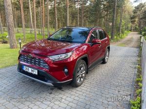 Red Toyota RAV4 2021 in Tallinn, with an engine capacity of 2.00 L and mileage of 58 thousand km for 36000 €, photo 3 on AUTOMOTO.COM.LV