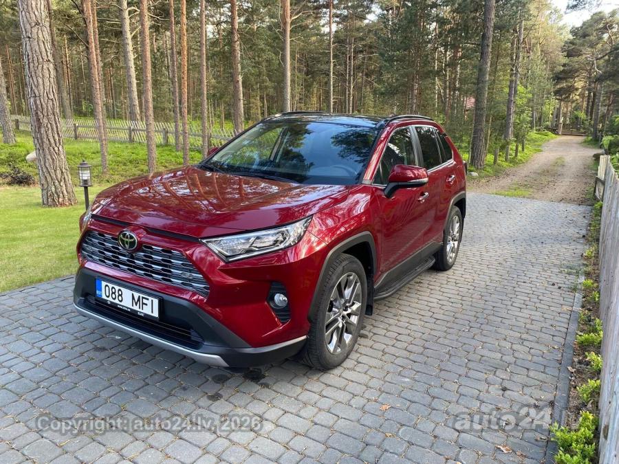 Red Toyota RAV4 2021 in Tallinn, with an engine capacity of 2.00 L and mileage of 58 thousand km for 36000 €, photo 3 on AUTOMOTO.COM.LV