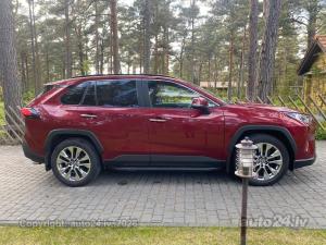 Red Toyota RAV4 2021 in Tallinn, with an engine capacity of 2.00 L and mileage of 58 thousand km for 36000 €, photo 4 on AUTOMOTO.COM.LV