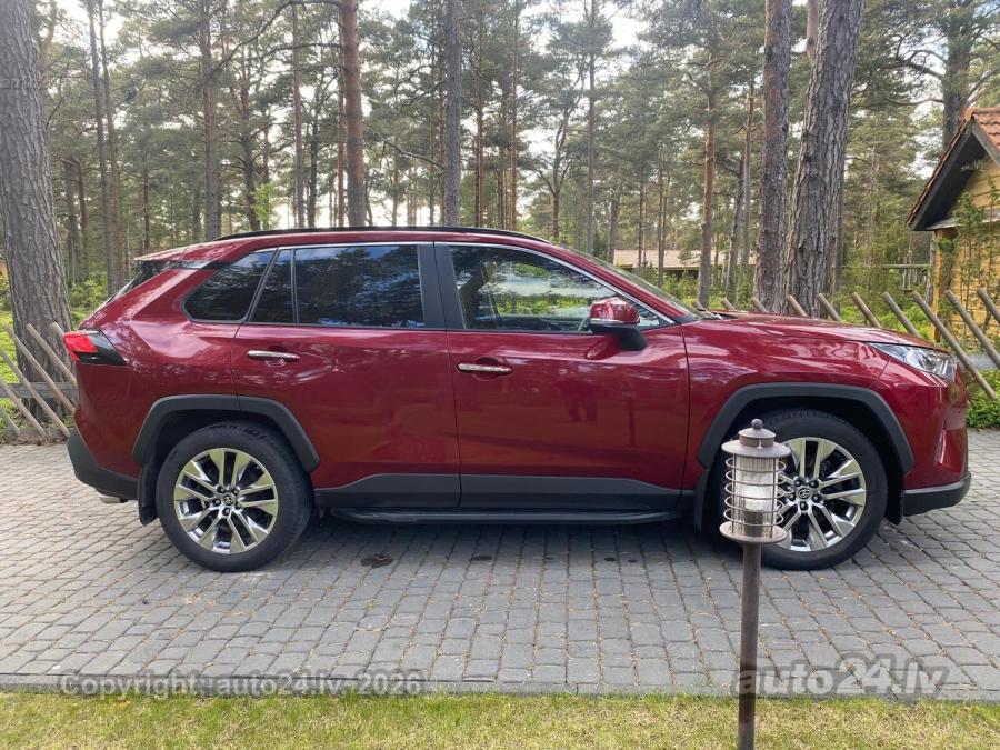 Red Toyota RAV4 2021 in Tallinn, with an engine capacity of 2.00 L and mileage of 58 thousand km for 36000 €, photo 4 on AUTOMOTO.COM.LV