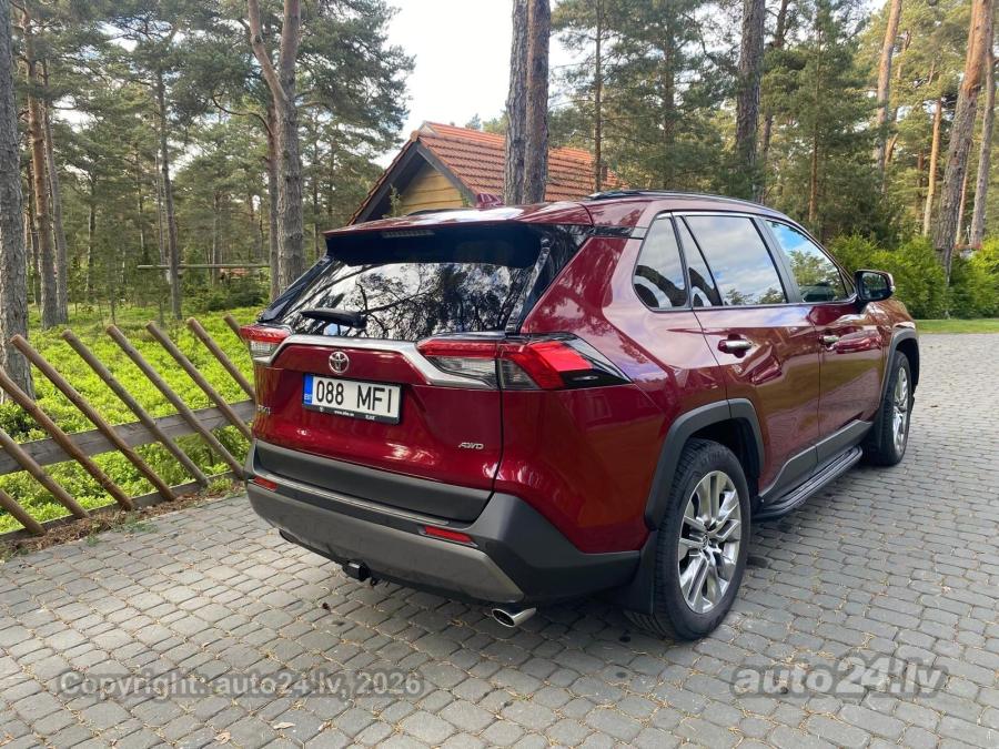 Red Toyota RAV4 2021 in Tallinn, with an engine capacity of 2.00 L and mileage of 58 thousand km for 36000 €, photo 6 on AUTOMOTO.COM.LV