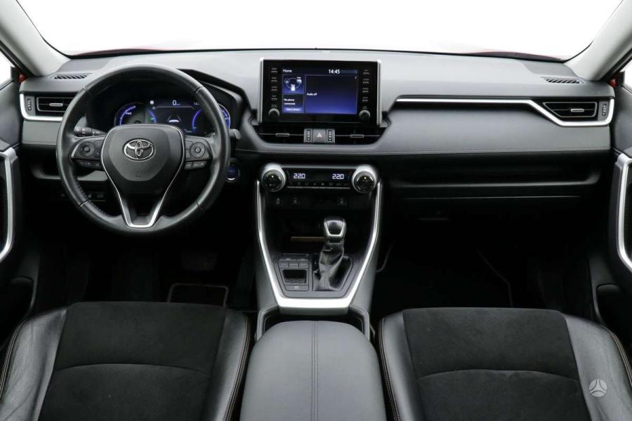 Red Toyota RAV4 2021 in Vilnius, with an engine capacity of 2.49 L and mileage of 91 thousand km for 29990 €, photo 8 on AUTOMOTO.COM.LV