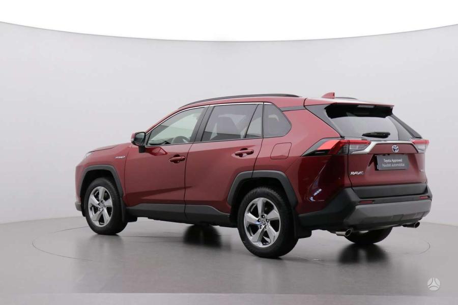Red Toyota RAV4 2021 in Vilnius, with an engine capacity of 2.49 L and mileage of 91 thousand km for 29990 €, photo 19 on AUTOMOTO.COM.LV
