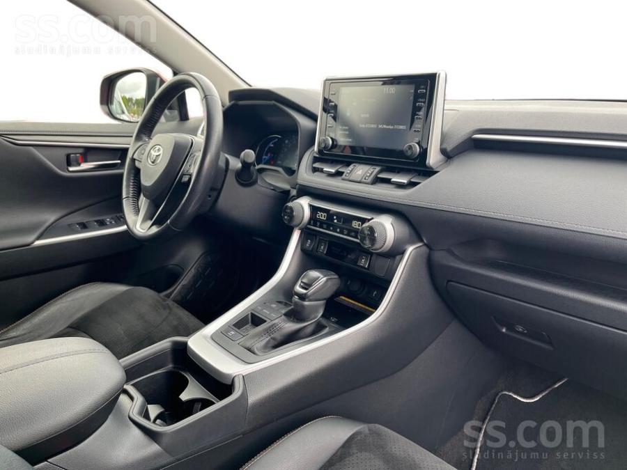 Sarkans Toyota RAV4 2021 Rīga, ar dzinēja tilpumu 2.50 L un nobraukumu 73 tūkst. km par 28990 €, foto 7 vietnē AUTOMOTO.COM.LV