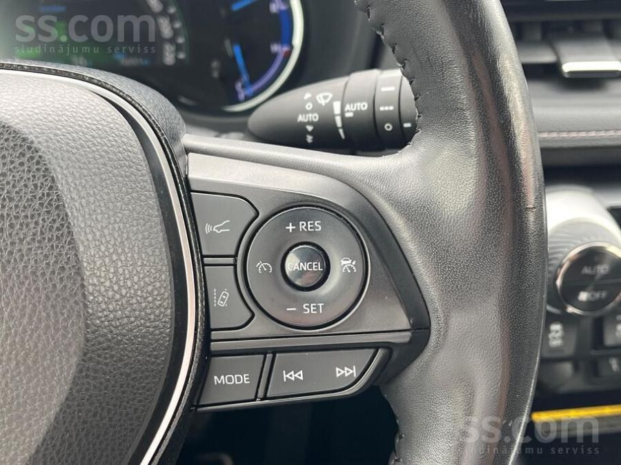 Sarkans Toyota RAV4 2021 Rīga, ar dzinēja tilpumu 2.50 L un nobraukumu 73 tūkst. km par 28990 €, foto 19 vietnē AUTOMOTO.COM.LV