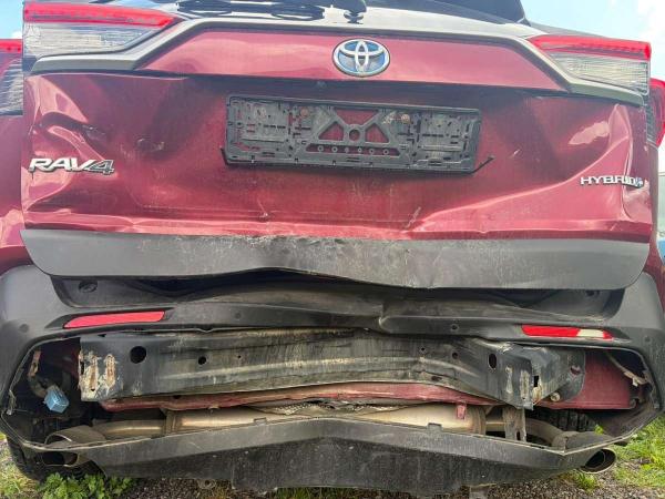 Sarkans Toyota RAV4 2021 Viļņa, ar dzinēja tilpumu 2.50 L un nobraukumu 130 tūkst. km par 18790 €, foto 10 vietnē AUTOMOTO.COM.LV