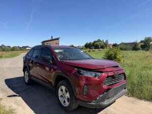 Red Toyota RAV4 2021 in Kaunas, with an engine capacity of 2.49 L and mileage of 37 thousand km for 15300 €, photo 5 on AUTOMOTO.COM.LV