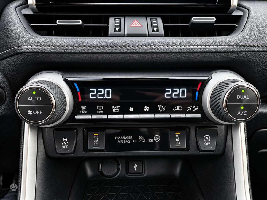 Sarkans Toyota RAV4 2021 Viļņa, ar dzinēja tilpumu 1.99 L un nobraukumu 86 tūkst. km par 23750 €, foto 14 vietnē AUTOMOTO.COM.LV