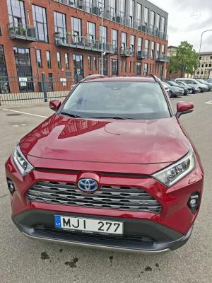 Red Toyota RAV4 2022 in Klaipeda, with an engine capacity of 2.49 L and mileage of 68 thousand km for 30000 €, photo  on AUTOMOTO.COM.LV