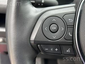 Sarkans Toyota RAV4 2022 Rīga, ar dzinēja tilpumu 2.50 L un nobraukumu 125 tūkst. km par 28990 €, foto 17 vietnē AUTOMOTO.COM.LV