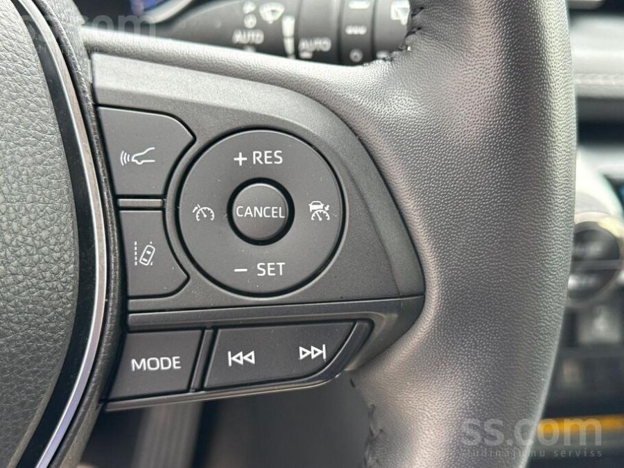 Sarkans Toyota RAV4 2022 Rīga, ar dzinēja tilpumu 2.50 L un nobraukumu 125 tūkst. km par 28990 €, foto 18 vietnē AUTOMOTO.COM.LV