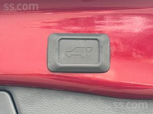 Sarkans Toyota RAV4 2022 Rīga, ar dzinēja tilpumu 2.50 L un nobraukumu 125 tūkst. km par 28990 €, foto 23 vietnē AUTOMOTO.COM.LV