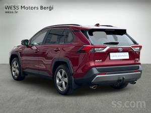 Sarkans Toyota RAV4 2022 Rīga, ar dzinēja tilpumu 2.50 L un nobraukumu 125 tūkst. km par 28990 €, foto 26 vietnē AUTOMOTO.COM.LV