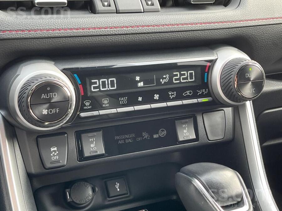 Красный Тойота РАВ 4 2022 в Рига, объемом двигателя 2.50 л и пробегом 74 тыс. км за 39990 €, фото 16 на AUTOMOTO.COM.LV