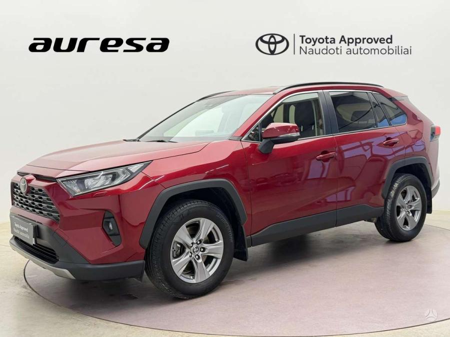 Sarkans Toyota RAV4 2022 Panevēža, ar dzinēja tilpumu 1.99 L un nobraukumu 50 tūkst. km par 24590 €, foto 1 vietnē AUTOMOTO.COM.LV