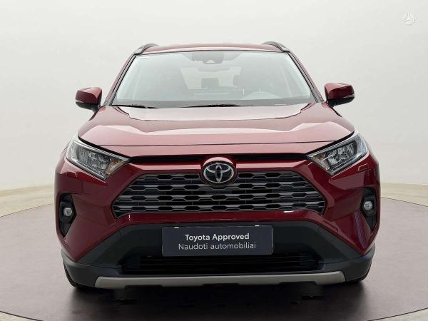 Sarkans Toyota RAV4 2022 Panevēža, ar dzinēja tilpumu 1.99 L un nobraukumu 50 tūkst. km par 24590 €, foto 3 vietnē AUTOMOTO.COM.LV