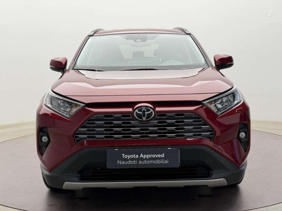 Sarkans Toyota RAV4 2022 Panevēža, ar dzinēja tilpumu 1.99 L un nobraukumu 50 tūkst. km par 24590 €, foto 3 vietnē AUTOMOTO.COM.LV