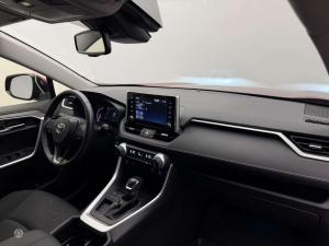 Sarkans Toyota RAV4 2022 Panevēža, ar dzinēja tilpumu 1.99 L un nobraukumu 50 tūkst. km par 24590 €, foto 19 vietnē AUTOMOTO.COM.LV