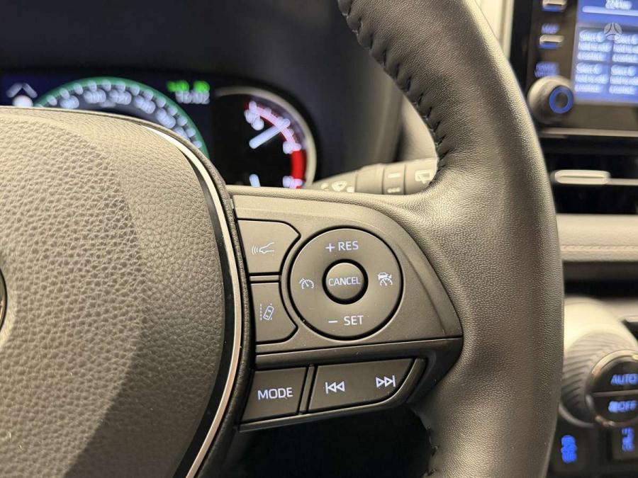 Sarkans Toyota RAV4 2022 Panevēža, ar dzinēja tilpumu 1.99 L un nobraukumu 50 tūkst. km par 24590 €, foto 23 vietnē AUTOMOTO.COM.LV