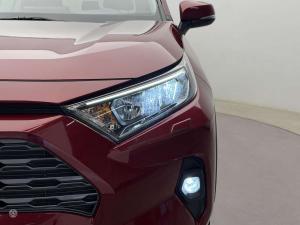 Sarkans Toyota RAV4 2022 Panevēža, ar dzinēja tilpumu 1.99 L un nobraukumu 50 tūkst. km par 24590 €, foto 35 vietnē AUTOMOTO.COM.LV