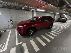 Sarkans Toyota RAV4 2023 Rīga, ar dzinēja tilpumu 2.50 L un nobraukumu 25 tūkst. km par 49500 €, foto 6 vietnē AUTOMOTO.COM.LV