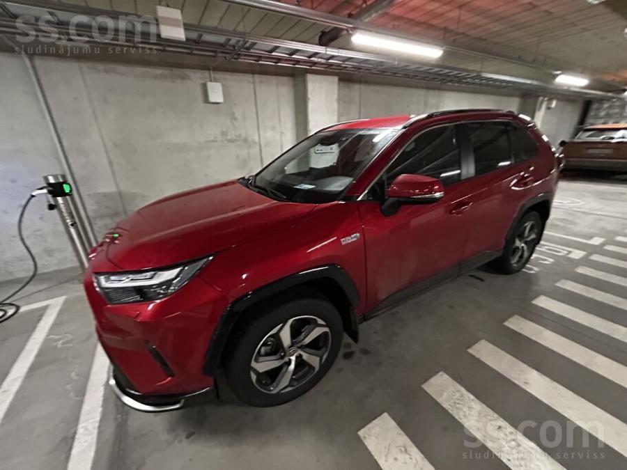 Sarkans Toyota RAV4 2023 Rīga, ar dzinēja tilpumu 2.50 L un nobraukumu 25 tūkst. km par 49500 €, foto 7 vietnē AUTOMOTO.COM.LV