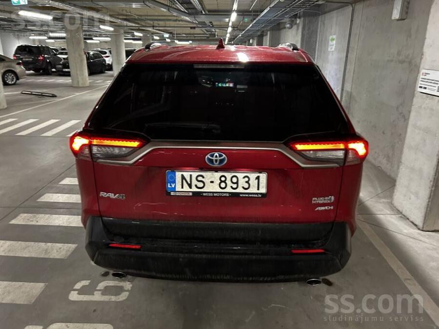 Sarkans Toyota RAV4 2023 Rīga, ar dzinēja tilpumu 2.50 L un nobraukumu 25 tūkst. km par 49500 €, foto 19 vietnē AUTOMOTO.COM.LV