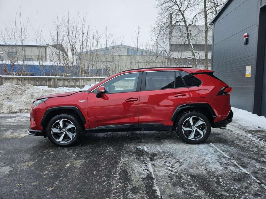 Sarkans Toyota RAV4 2023 Kauņa, ar dzinēja tilpumu 2.49 L un nobraukumu 64 tūkst. km par 23900 €, foto 4 vietnē AUTOMOTO.COM.LV