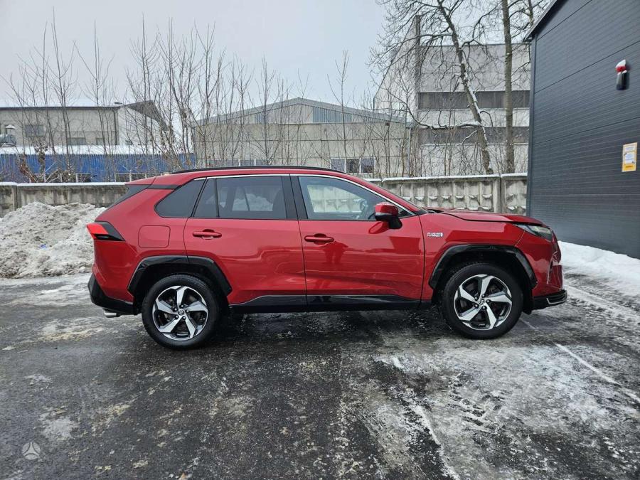 Sarkans Toyota RAV4 2023 Kauņa, ar dzinēja tilpumu 2.49 L un nobraukumu 64 tūkst. km par 23900 €, foto 5 vietnē AUTOMOTO.COM.LV