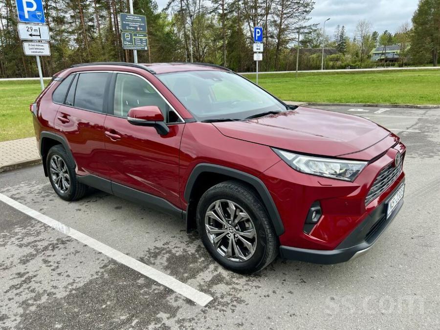 Красный Тойота РАВ 4 2023 в Рига, объемом двигателя 2.00 л и пробегом 47 тыс. км за 29750 €, фото 8 на AUTOMOTO.COM.LV