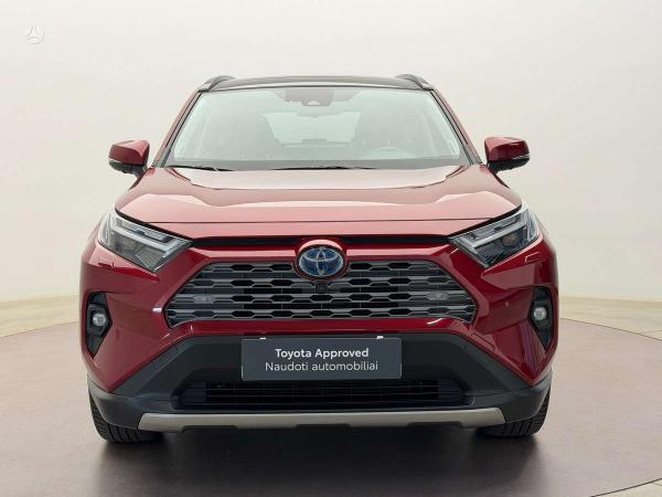Sarkans Toyota RAV4 2023 Panevēža, ar dzinēja tilpumu 2.49 L un nobraukumu 22 tūkst. km par 40990 €, foto 2 vietnē AUTOMOTO.COM.LV