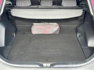 Sarkans Toyota RAV4 2023 Rīga, ar dzinēja tilpumu 2.00 L un nobraukumu 84 tūkst. km par 25990 €, foto 11 vietnē AUTOMOTO.COM.LV