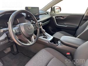 Sarkans Toyota RAV4 2023 Rīga, ar dzinēja tilpumu 2.00 L un nobraukumu 84 tūkst. km par 25990 €, foto 12 vietnē AUTOMOTO.COM.LV