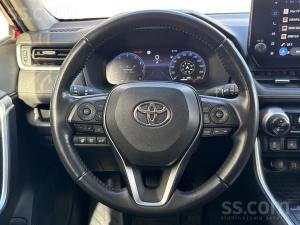 Sarkans Toyota RAV4 2023 Rīga, ar dzinēja tilpumu 2.00 L un nobraukumu 84 tūkst. km par 25990 €, foto 13 vietnē AUTOMOTO.COM.LV