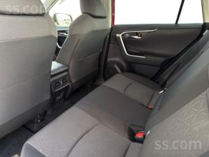 Sarkans Toyota RAV4 2023 Rīga, ar dzinēja tilpumu 2.00 L un nobraukumu 84 tūkst. km par 25990 €, foto 22 vietnē AUTOMOTO.COM.LV