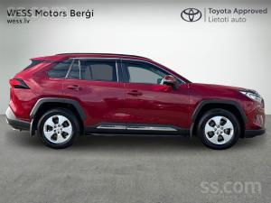 Sarkans Toyota RAV4 2023 Rīga, ar dzinēja tilpumu 2.00 L un nobraukumu 84 tūkst. km par 25990 €, foto 24 vietnē AUTOMOTO.COM.LV