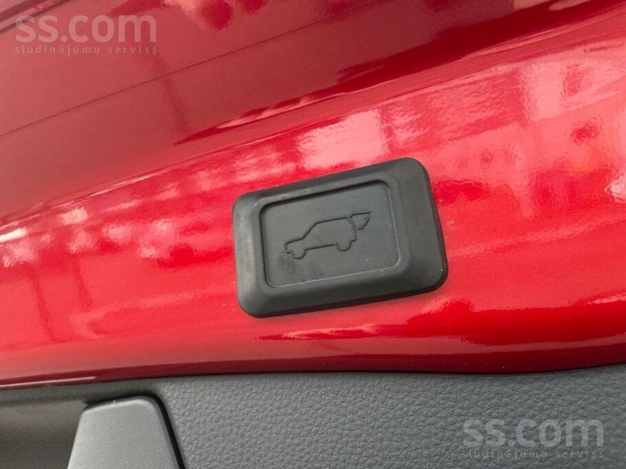Red Toyota RAV4 2024 in Riga, with an engine capacity of 2.50 L and mileage of 15 thousand km for 43990 €, photo 32 on AUTOMOTO.COM.LV