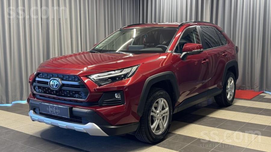 Sarkans Toyota RAV4 2024 Rīga, ar dzinēja tilpumu 2.50 L un nobraukumu 32 tūkst. km par 39990 €, foto 1 vietnē AUTOMOTO.COM.LV