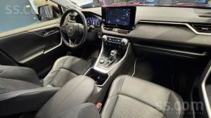 Sarkans Toyota RAV4 2024 Rīga, ar dzinēja tilpumu 2.50 L un nobraukumu 32 tūkst. km par 39990 €, foto 13 vietnē AUTOMOTO.COM.LV