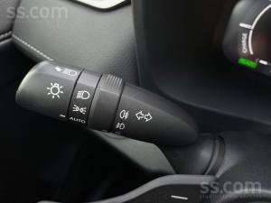 Sarkans Toyota RAV4 2024 Rīga, ar dzinēja tilpumu 2.50 L un nobraukumu 15 tūkst. km par 43990 €, foto 24 vietnē AUTOMOTO.COM.LV