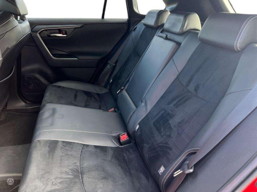 Sarkans Toyota RAV4 2024 Klaipėda, ar dzinēja tilpumu 2.49 L un nobraukumu 16 tūkst. km par 48500 €, foto 20 vietnē AUTOMOTO.COM.LV