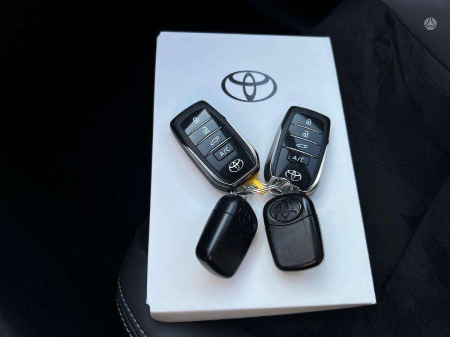 Sarkans Toyota RAV4 2024 Klaipėda, ar dzinēja tilpumu 2.49 L un nobraukumu 16 tūkst. km par 48500 €, foto 24 vietnē AUTOMOTO.COM.LV