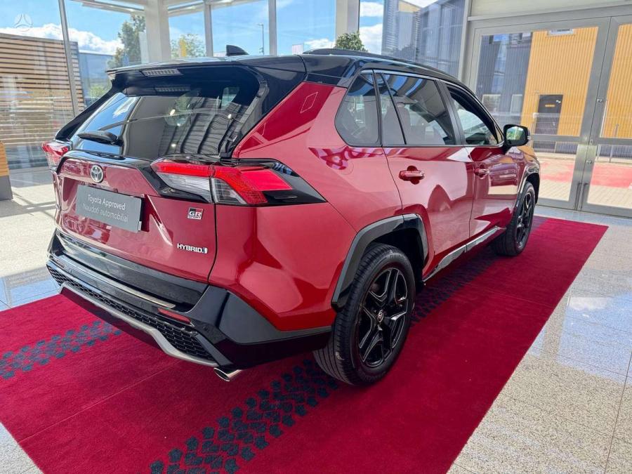 Sarkans Toyota RAV4 2024 Šauļi, ar dzinēja tilpumu 2.49 L un nobraukumu 21 tūkst. km par 41900 €, foto 8 vietnē AUTOMOTO.COM.LV