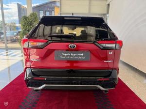Sarkans Toyota RAV4 2024 Šauļi, ar dzinēja tilpumu 2.49 L un nobraukumu 21 tūkst. km par 41900 €, foto 9 vietnē AUTOMOTO.COM.LV