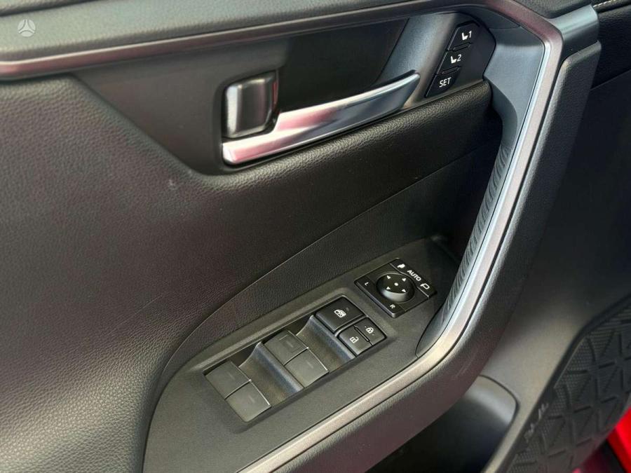 Sarkans Toyota RAV4 2024 Šauļi, ar dzinēja tilpumu 2.49 L un nobraukumu 21 tūkst. km par 41900 €, foto 15 vietnē AUTOMOTO.COM.LV