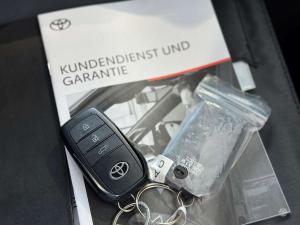Sarkans Toyota RAV4 2024 Šauļi, ar dzinēja tilpumu 2.49 L un nobraukumu 21 tūkst. km par 41900 €, foto 34 vietnē AUTOMOTO.COM.LV